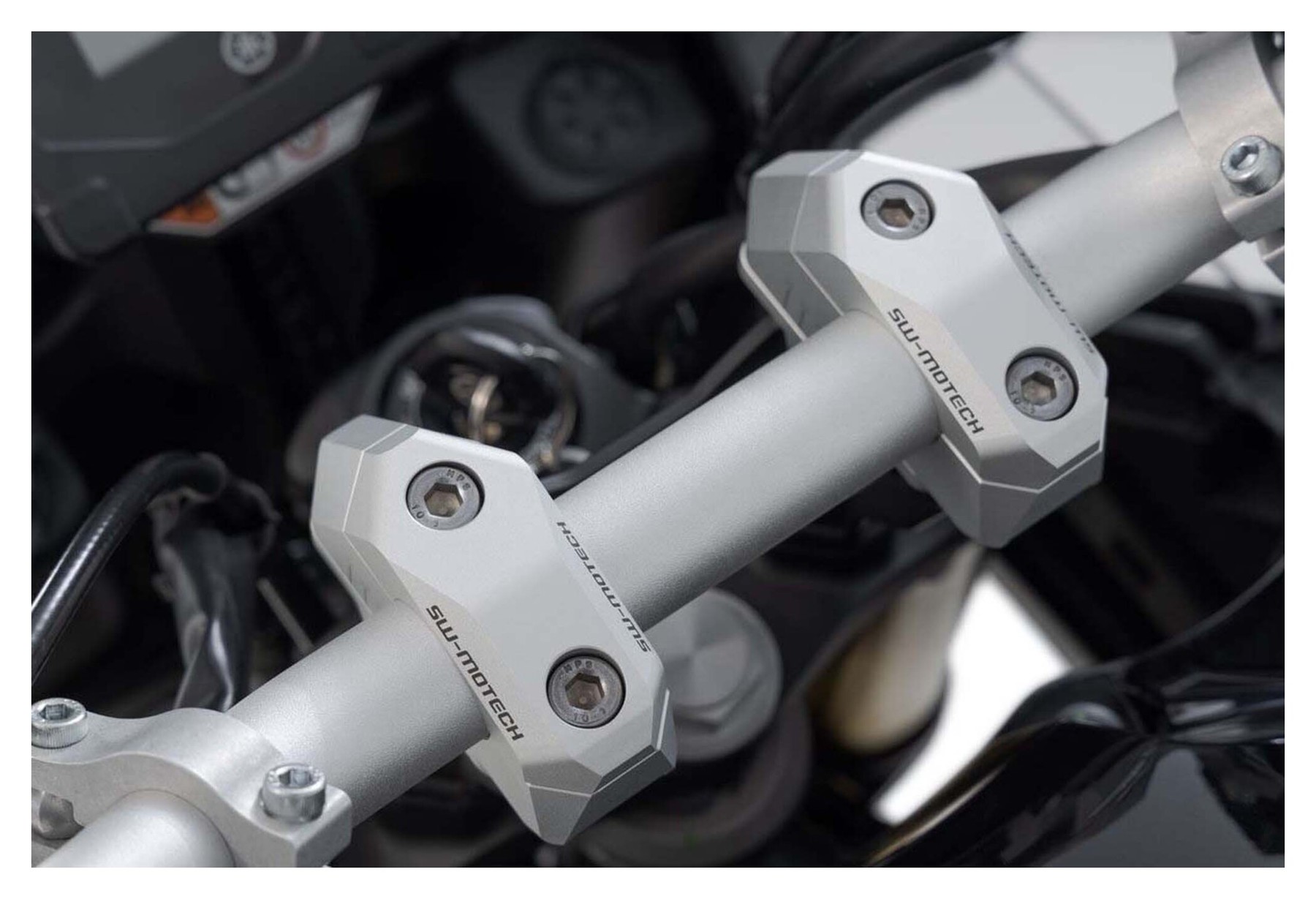 SW-Motech SW-Motech Handlebar Adapter, variable black or silver