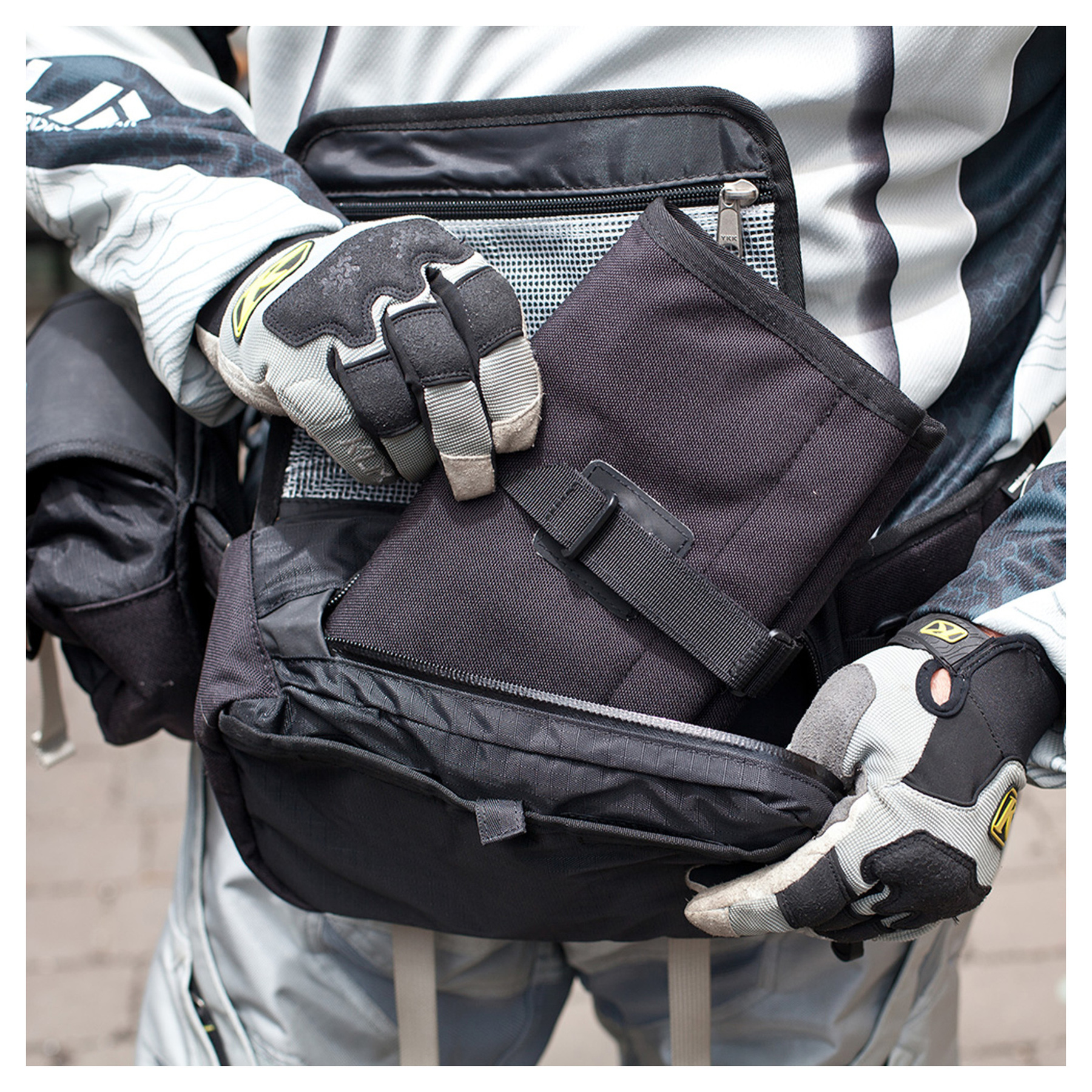 Kriega KRIEGA R8 HIP BAG low-cost | Louis 🏍️