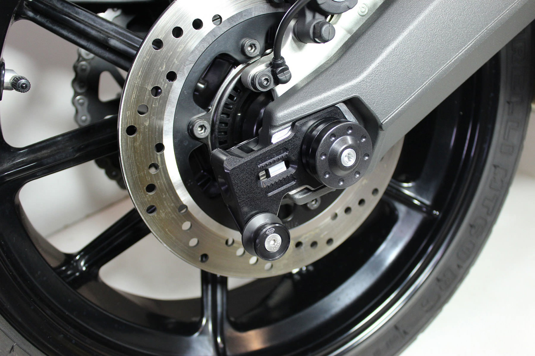 Gilles Gilles Tooling tendeur chaîne AXB En différentes couleurs