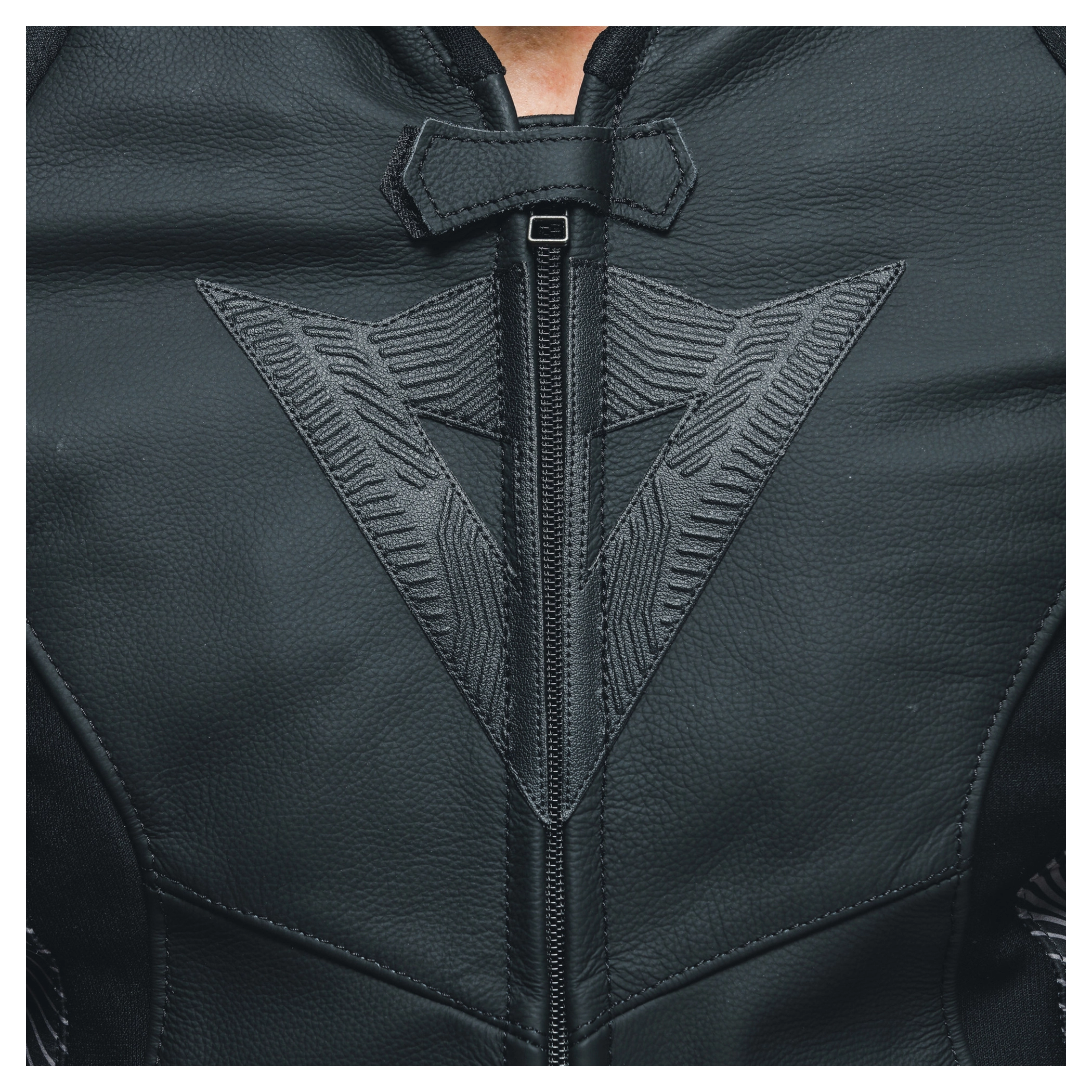 Dainese Dainese Avro 5 Leather jacket low-cost | Louis 🏍️